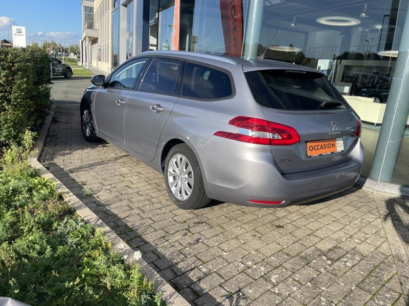 Peugeot 308 SW II SW Style 1.2 ess 110 ch 32707 Km